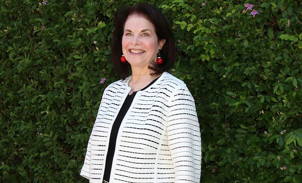 Paramount Pictures, the 1990s, and the rise of the 'Sherry movie ...